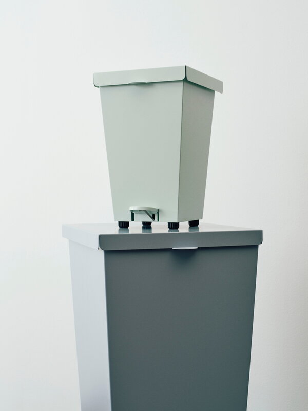 HAY Loop Bin, 8 L, soft mint | Finnish Design Shop