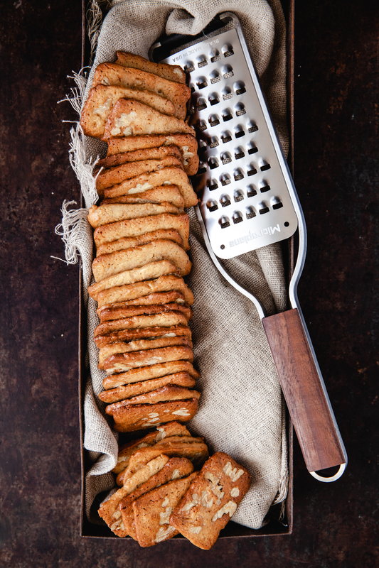 Microplane Master Series Extra Coarse grater | Finnish Design Shop