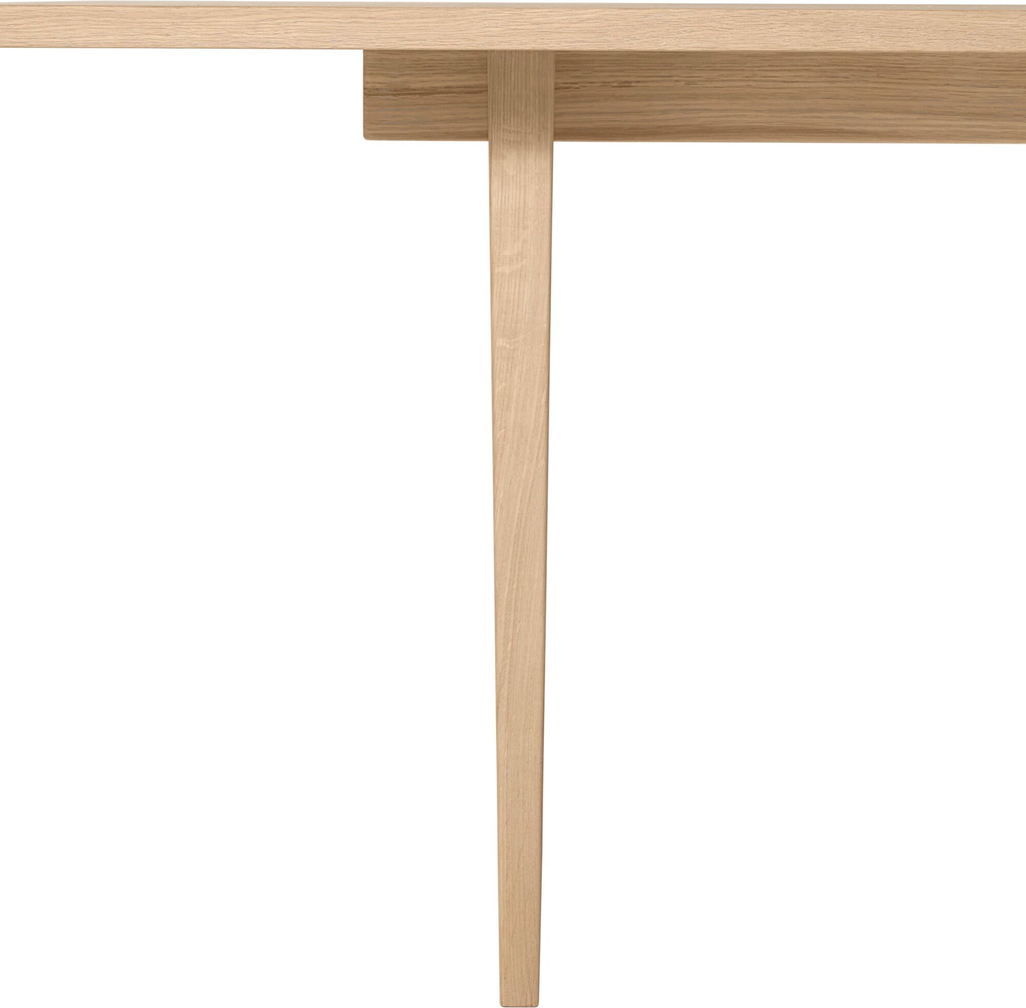 GUBI Private dining table, 260 x 100 cm, light stained oak | Finnish ...