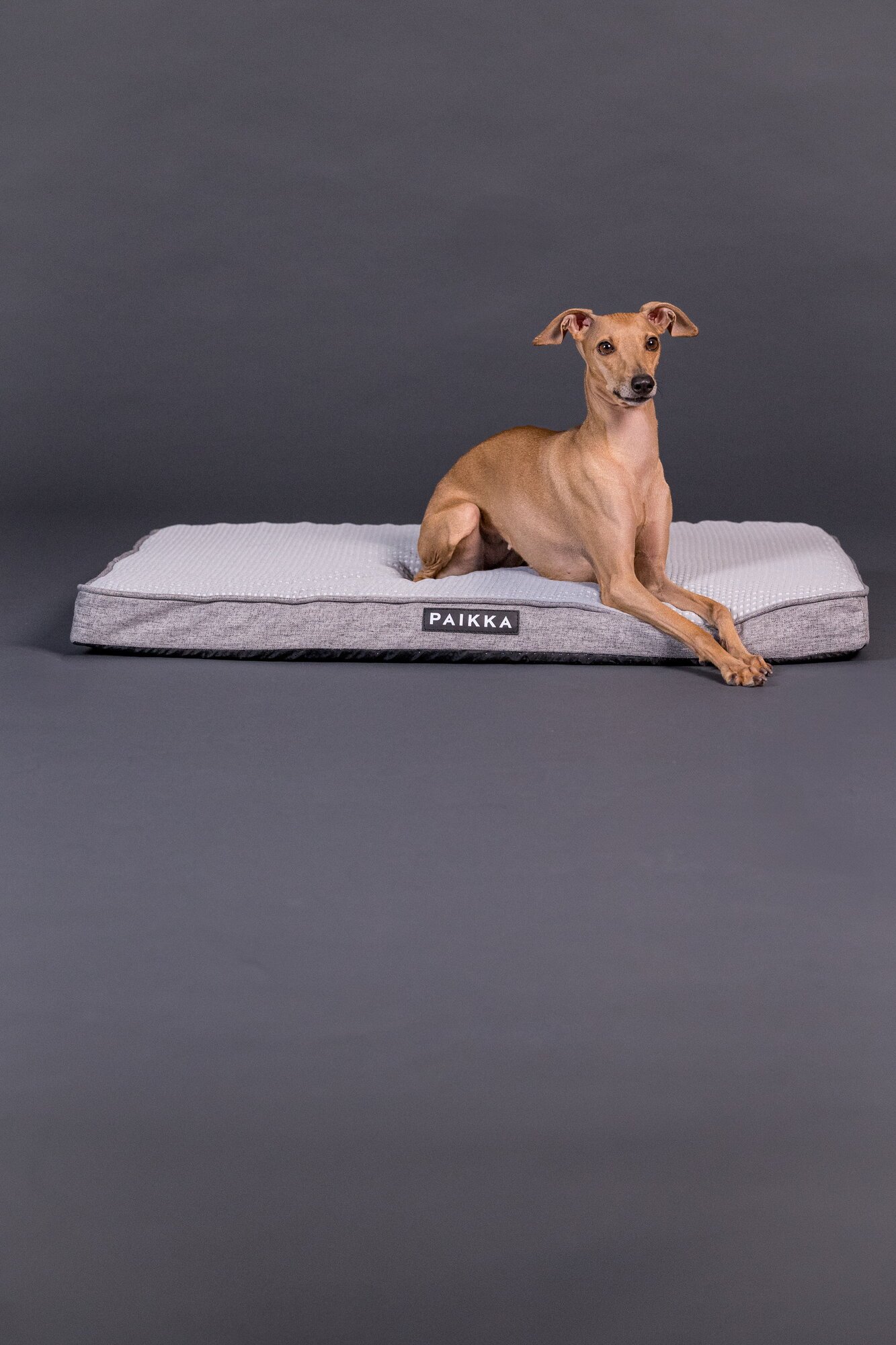 PAIKKA Cooling Orthopedic Mattress koiranpeti, 120 cm, harmaa | Finnish Design Shop