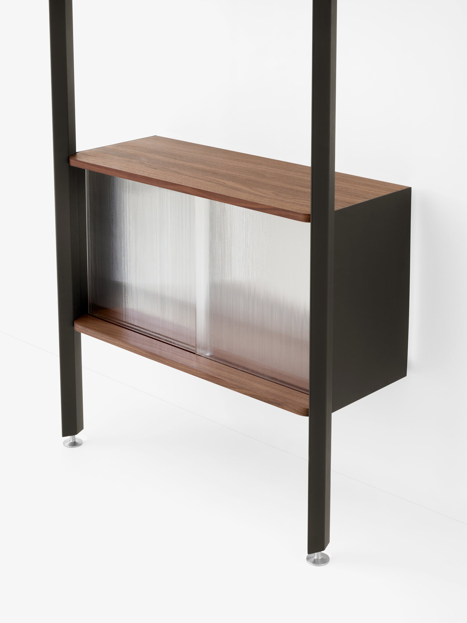 &Tradition Rombe IF3 shelf with cabinet, anthracite - walnut | Finnish ...