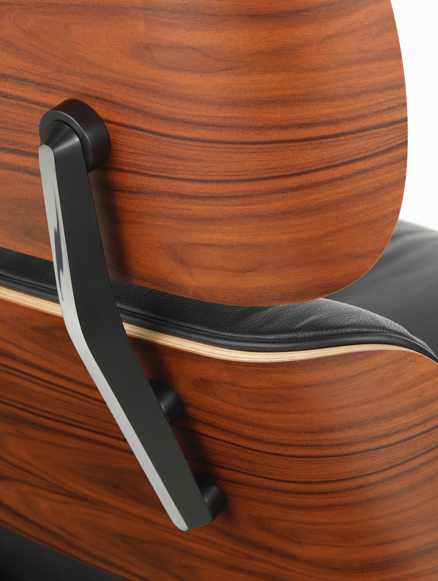 Vitra Eames Lounge Chair & Ottoman, classic size, palisander - black ...