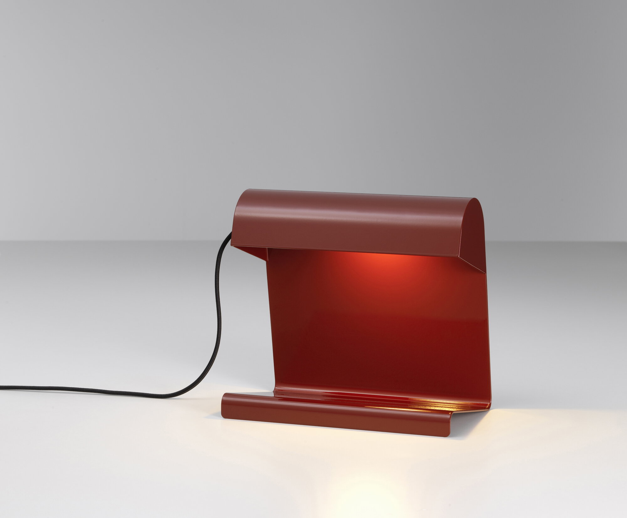 Vitra Lampe de Bureau table lamp, Japanese red | Finnish Design Shop