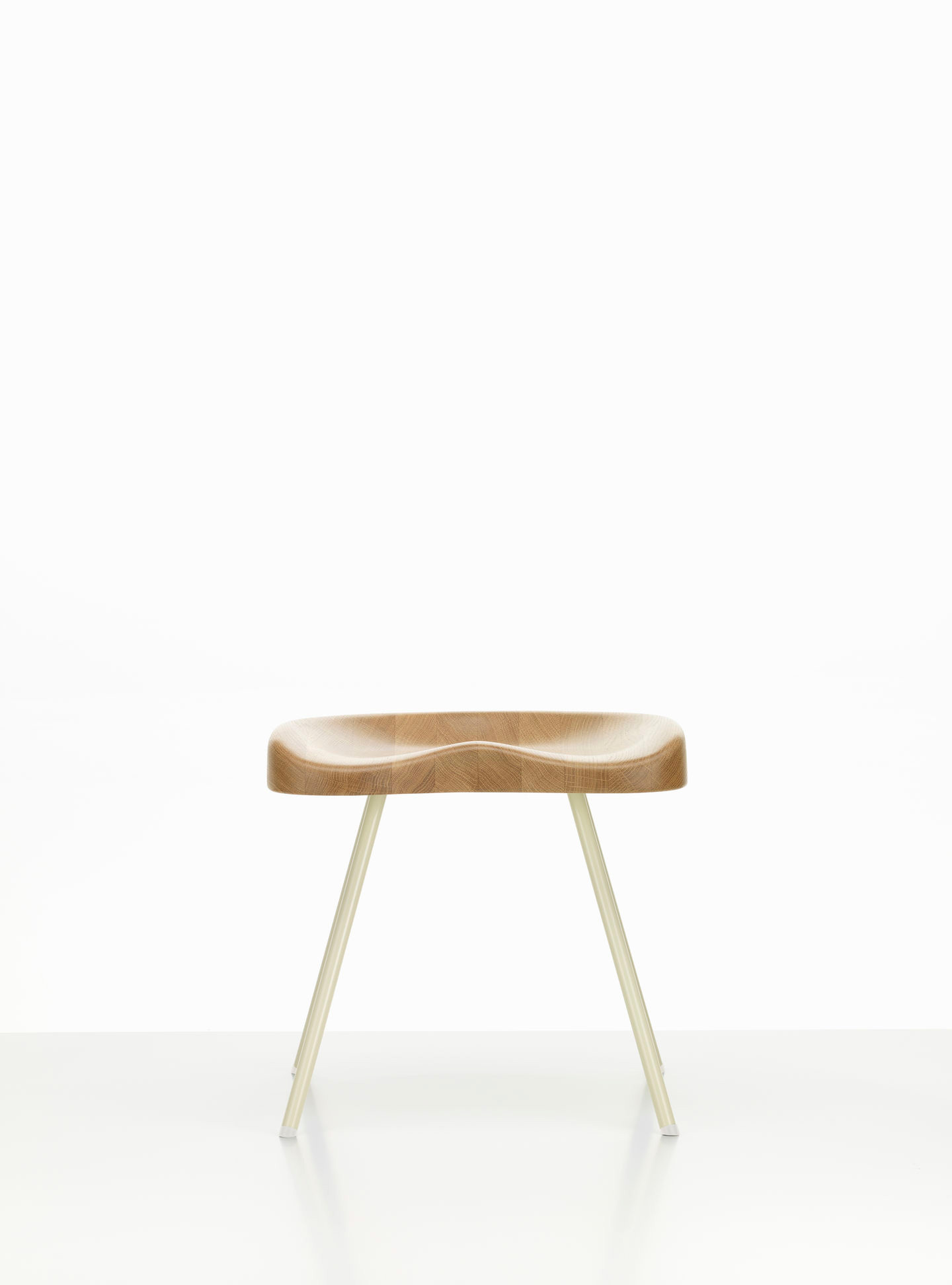 Vitra Tabouret 307 stool, natural oak | Finnish Design Shop