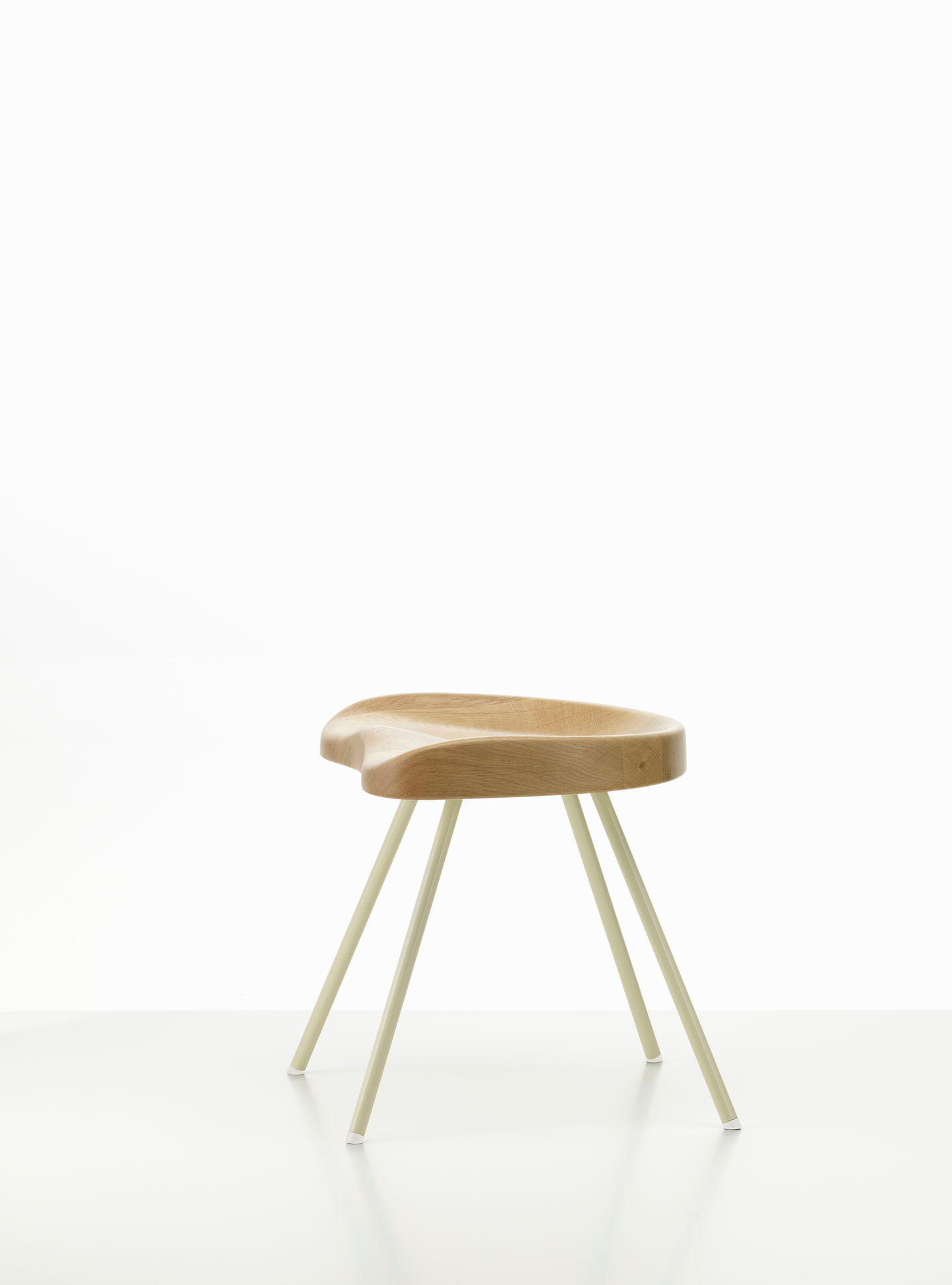 Vitra Tabouret 307 stool, natural oak | Finnish Design Shop