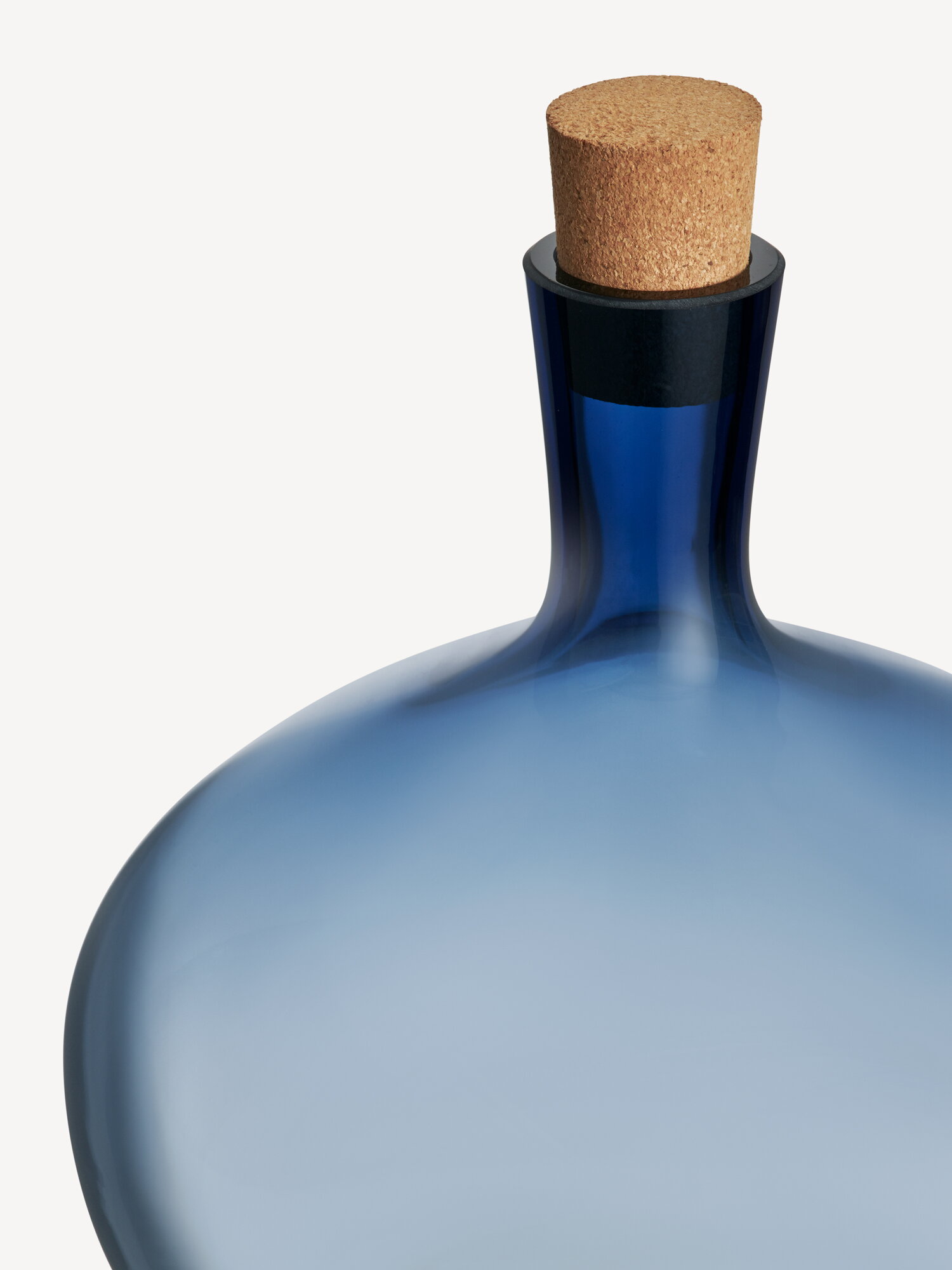 Kosta Boda Bod bottle, 295 mm, midnight blue - cork | Finnish Design Shop
