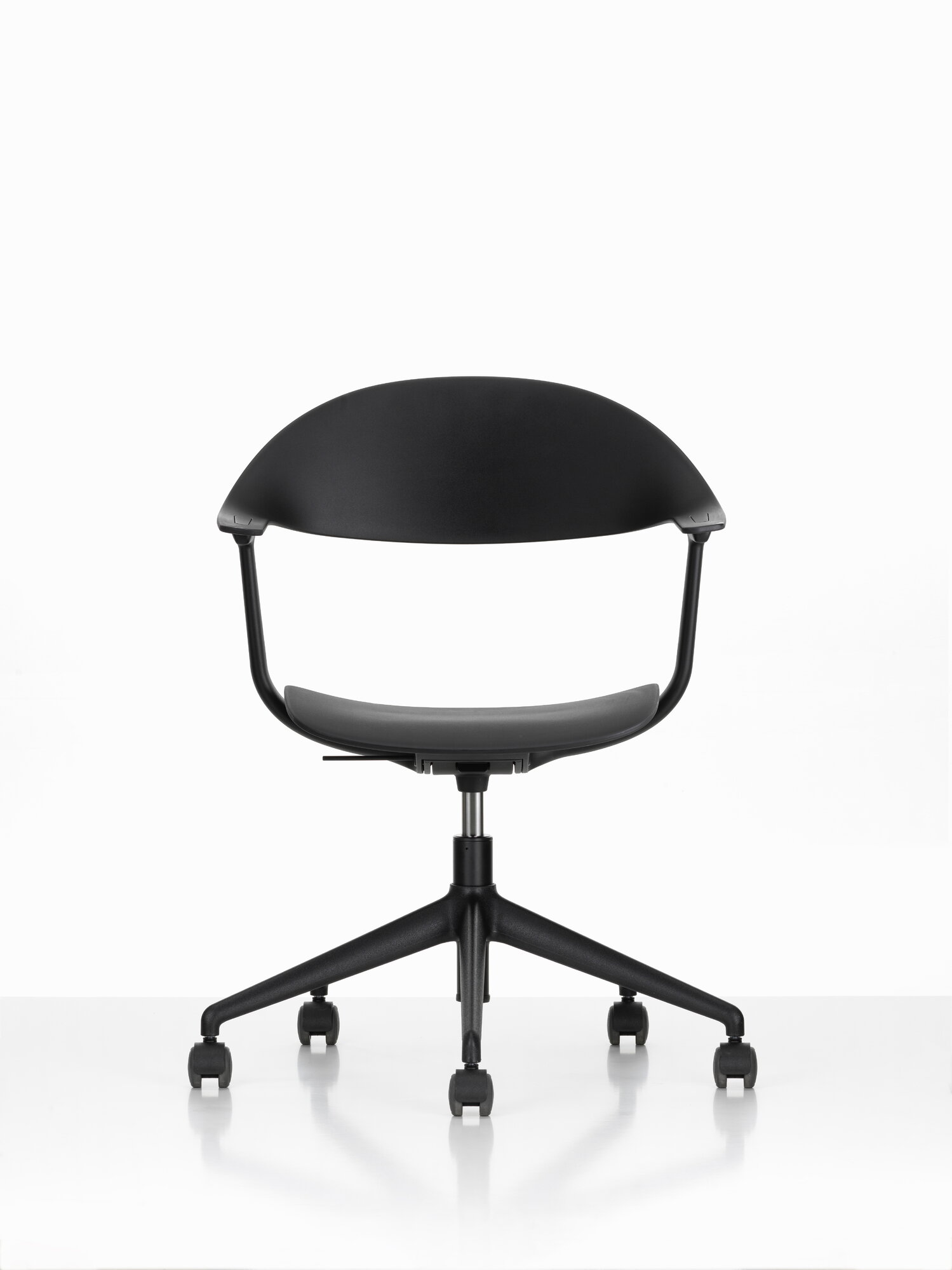 Vitra Chaise Mynt, base Star 5 avec roulettes, basique foncé RE - noir ...