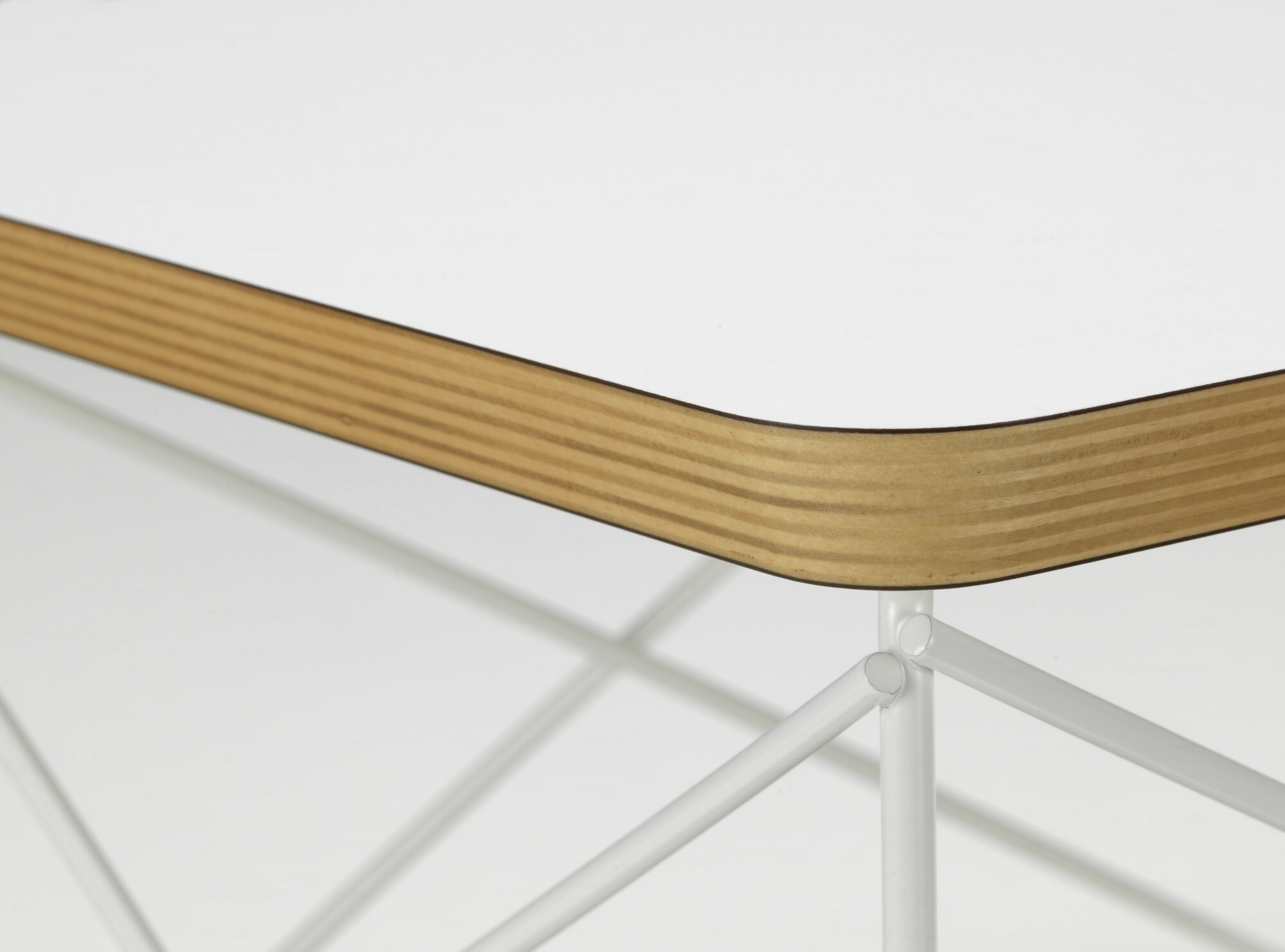 Vitra Eames LTR Occasional table, white laminate - white | Finnish ...