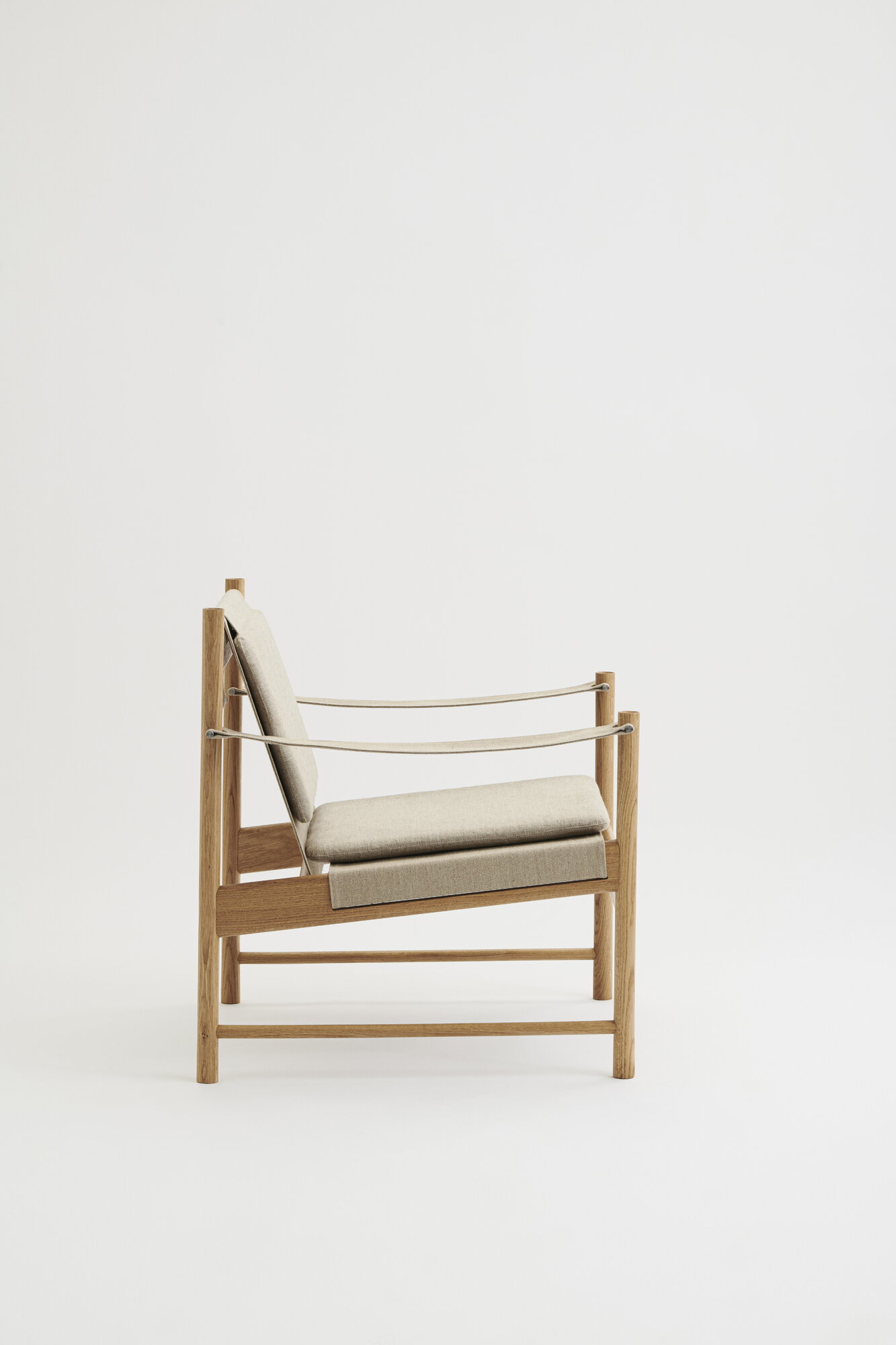 Brdr. Krüger HB lounge chair, oiled oak - Kvadrat canvas | Finnish ...