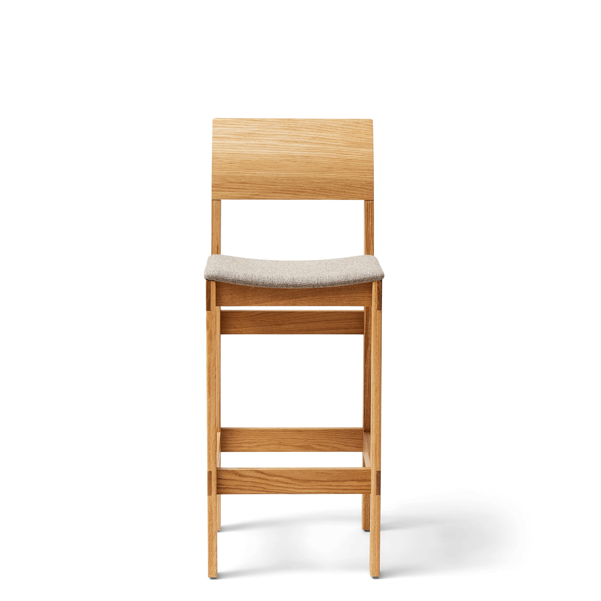 Form & Refine Sonder bar chair, 65 cm, oiled oak - Hallingdal 0227 ...
