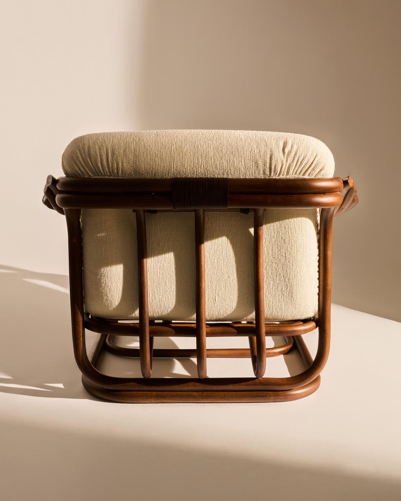 GUBI Poltrona Tria lounge chair, dark rattan - Bouclé 001 | Finnish ...