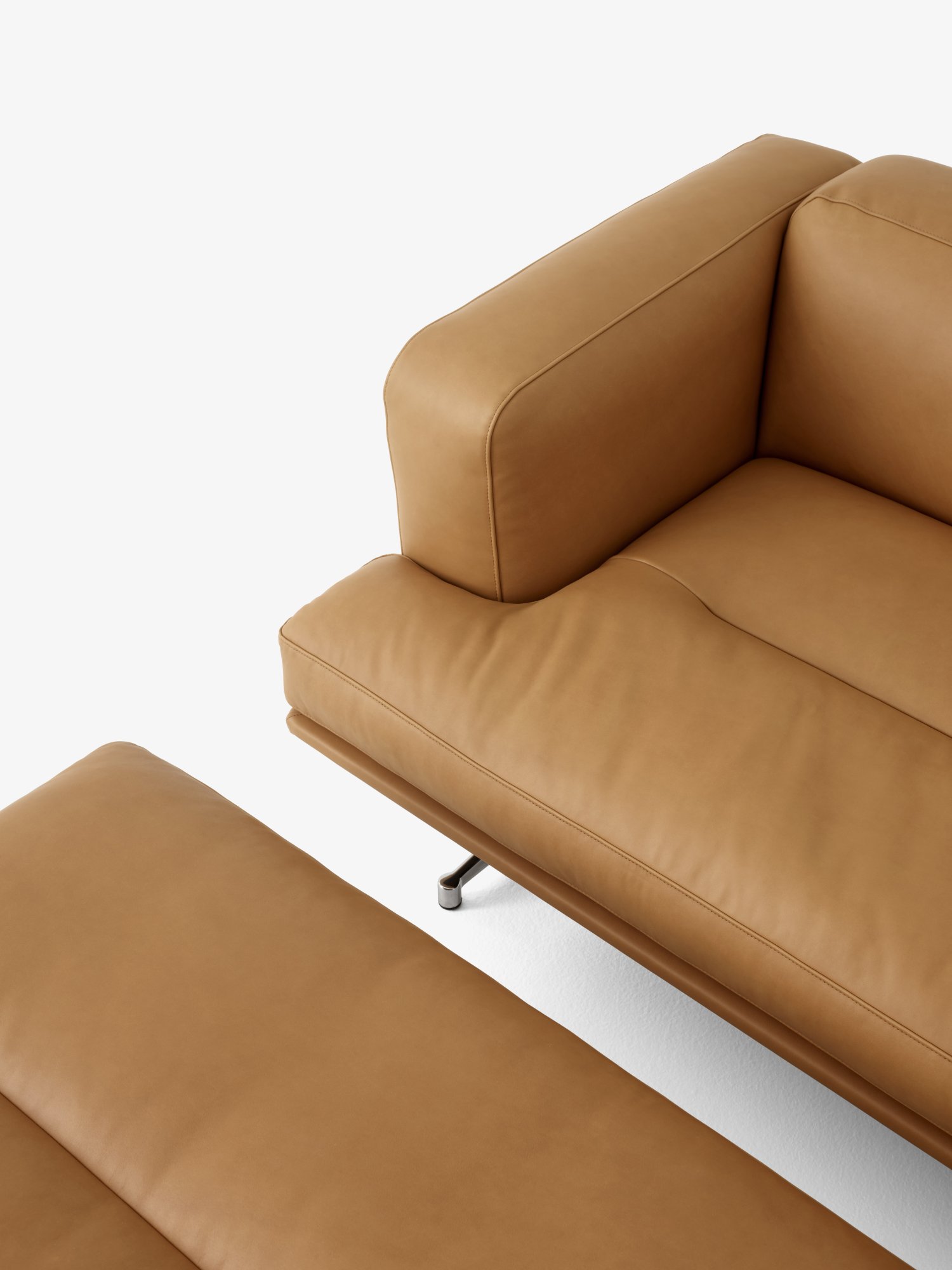 &Tradition Inland AV23 3-seater sofa, black - cognac Noble leather ...