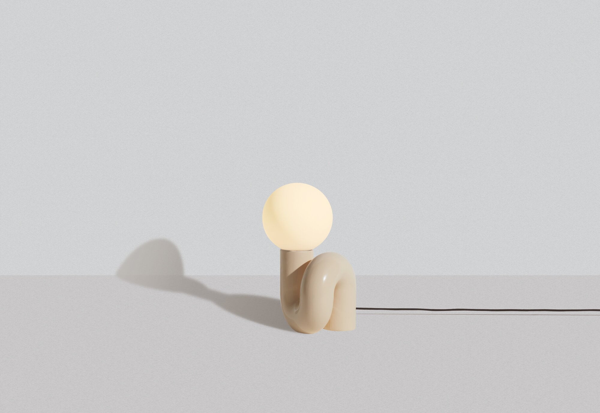Petite Friture Neotenic table lamp, 26 cm, vanilla | Finnish Design Shop