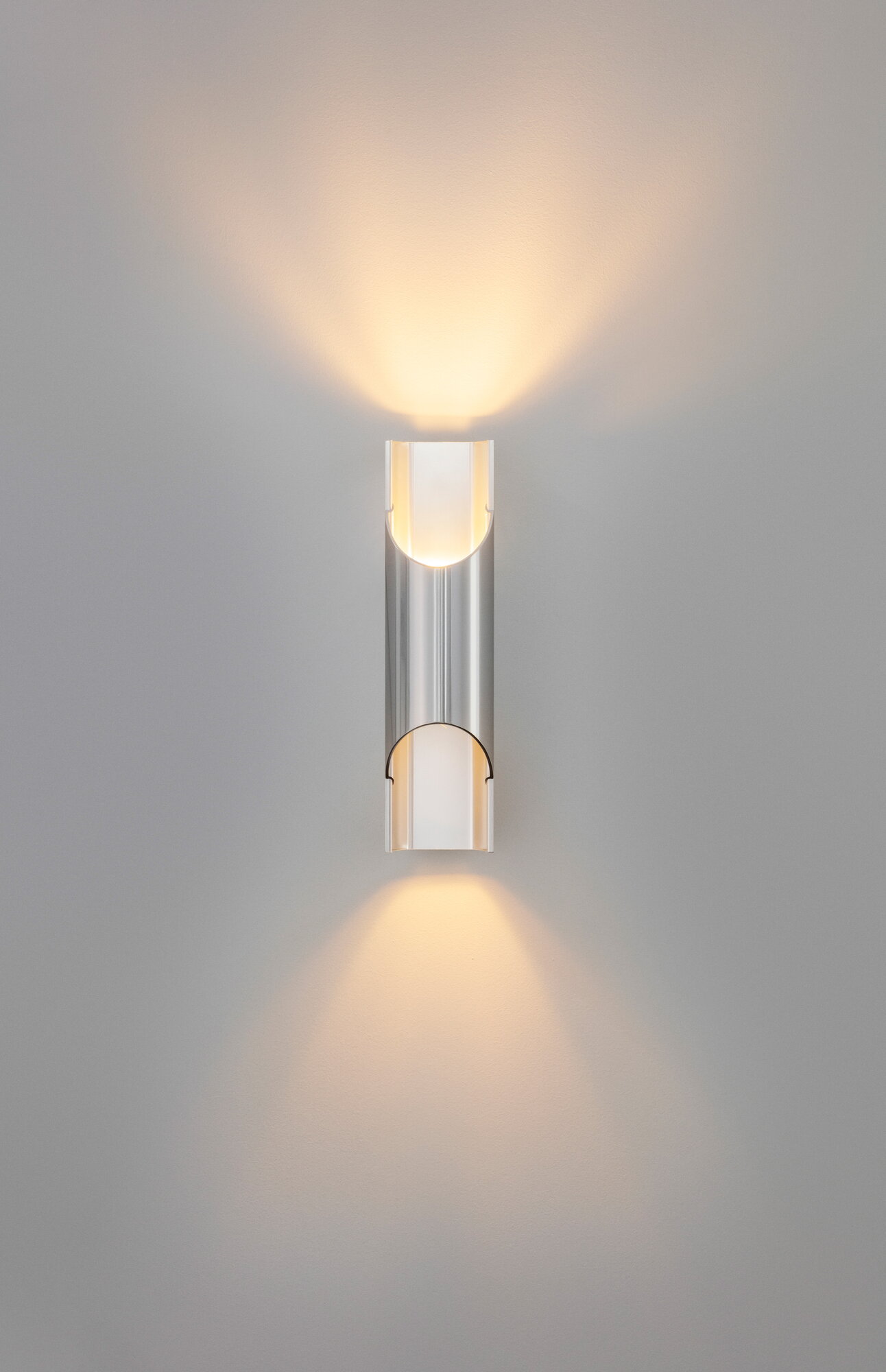 LYFA Pan 95 wall lamp, aluminium | Finnish Design Shop UK