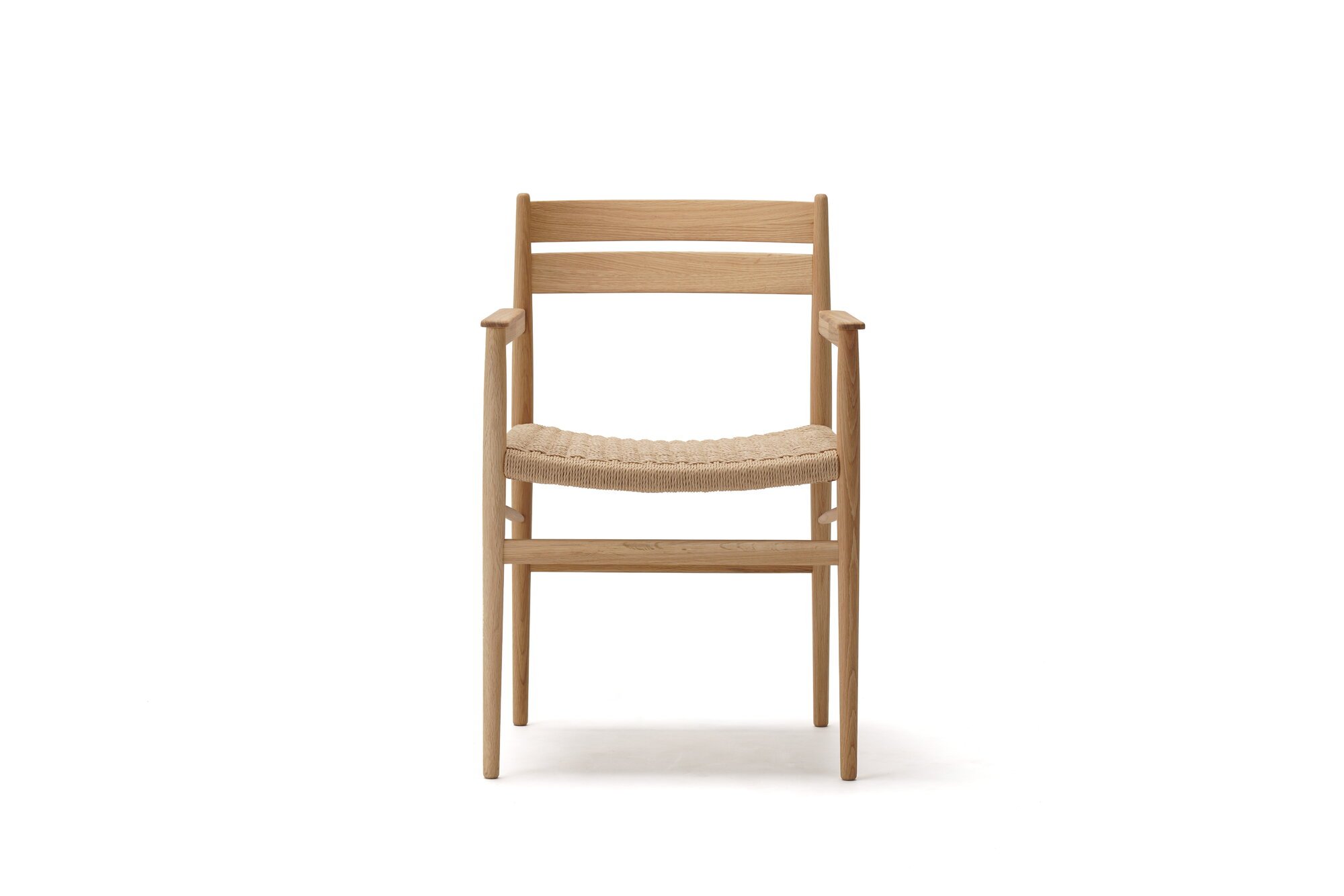 Karimoku Case N-DC04 dining armchair, lacquered oak - natural paper ...