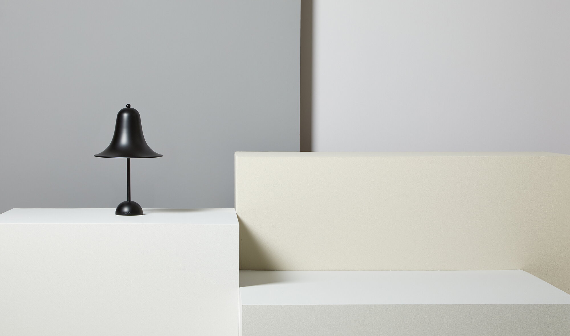 Verpan Pantop table lamp 23 cm, matt black | Finnish Design Shop