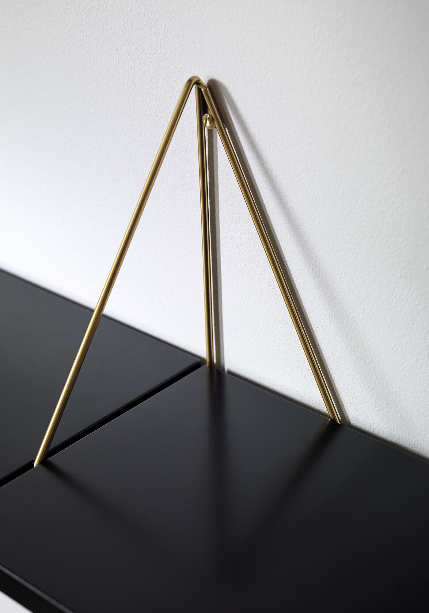 Maze Pythagoras brackets 2 uds, latón | Finnish Design Shop