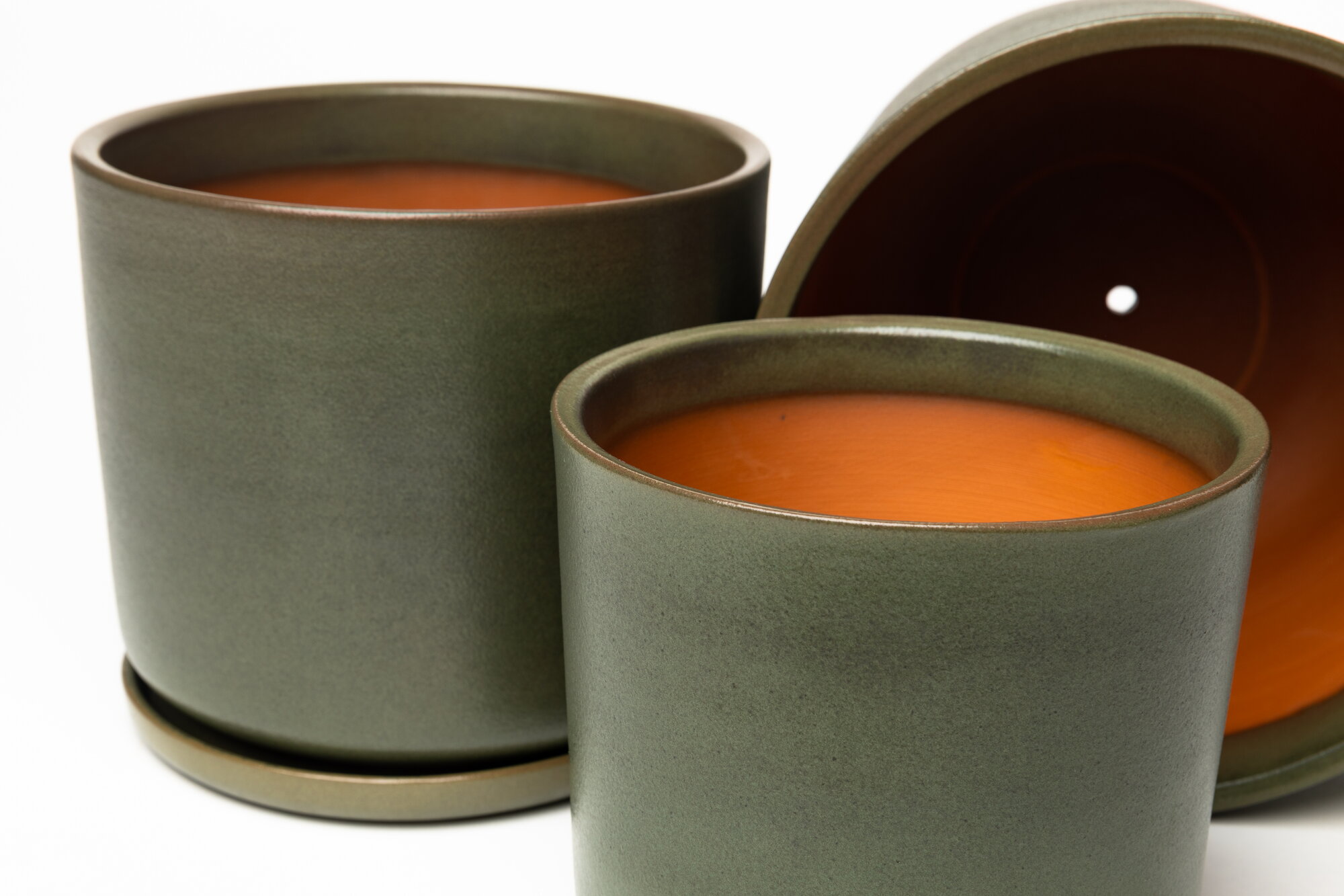 Vaidava Ceramics Moss flower pot with saucer, M, moss green | Finnish ...