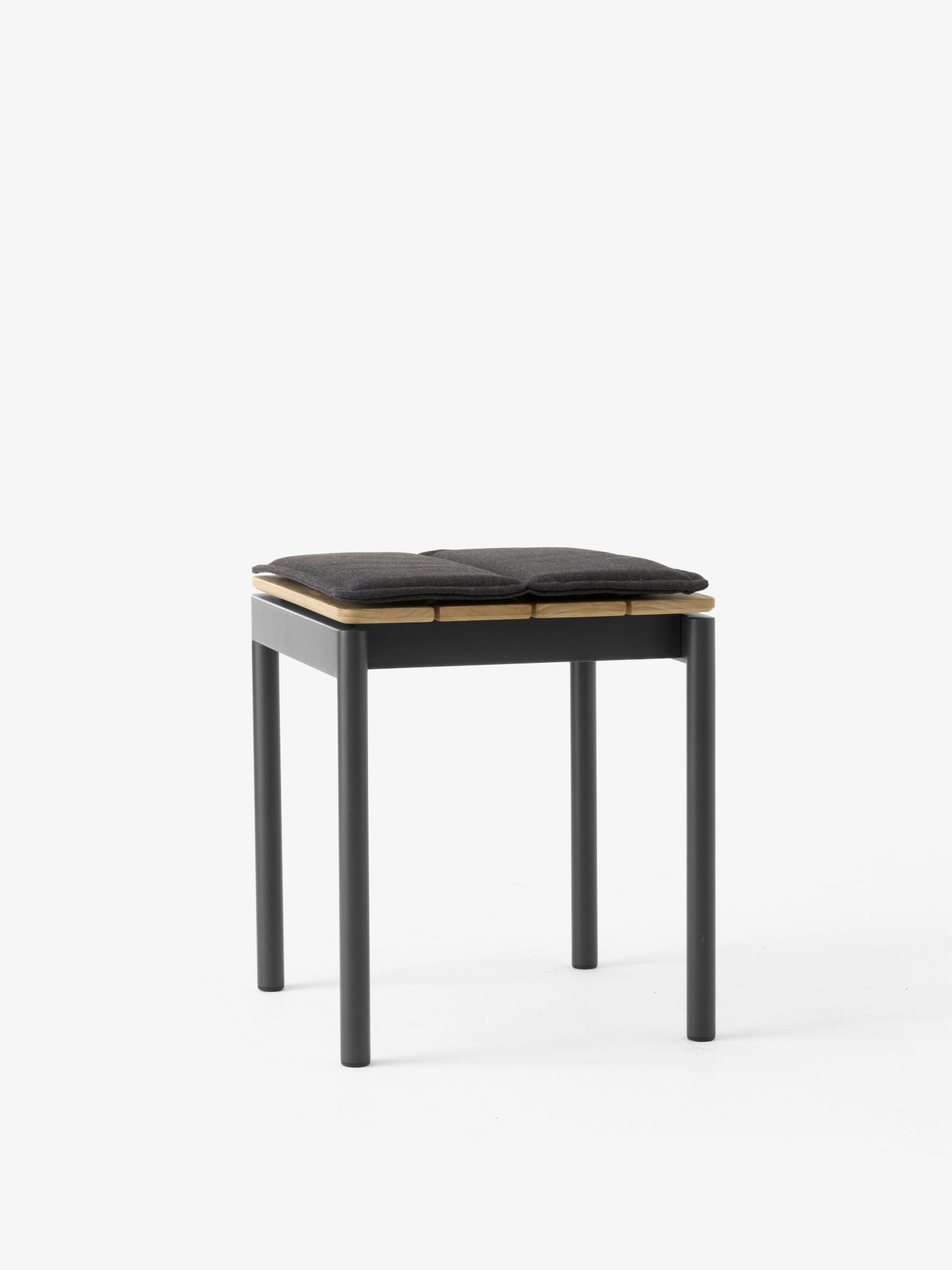 &Tradition Ville AV47 seat pad, Heritage Char | Finnish Design Shop