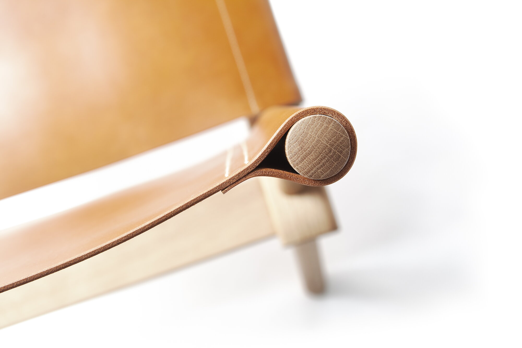Nikari December chair, oak - cognac leather | Finnish Design Shop IE