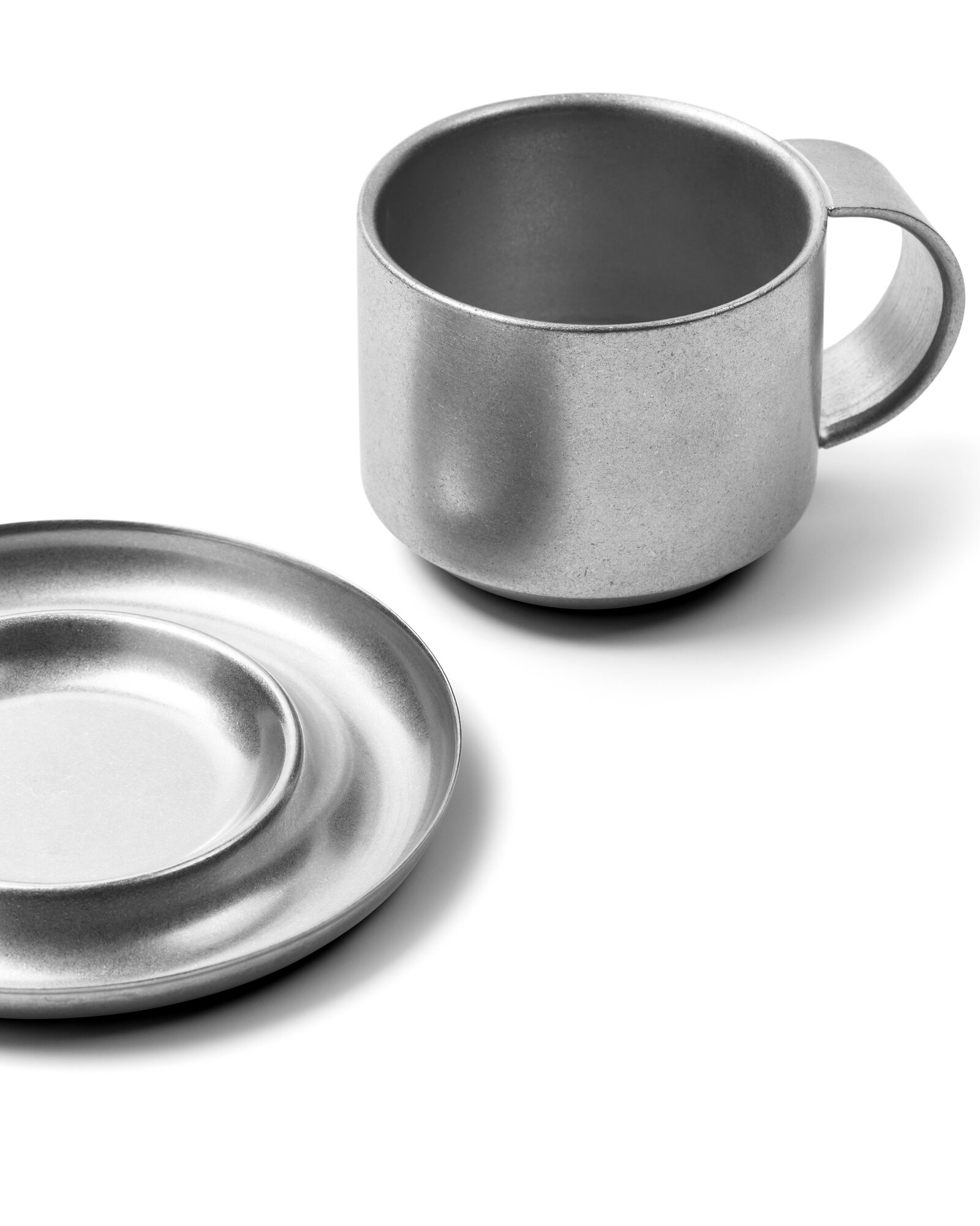 Service Projects Arlo 03 cup with saucer, stonewashed | Finnish Design Shop