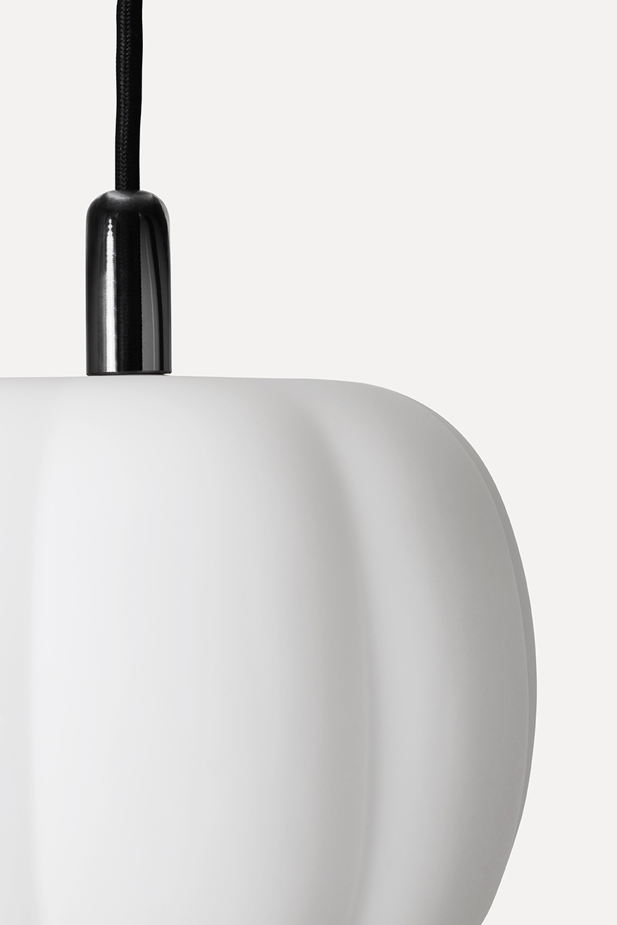 Made By Hand PePo pendant, 20 cm, opal glass | Finnish Design Shop