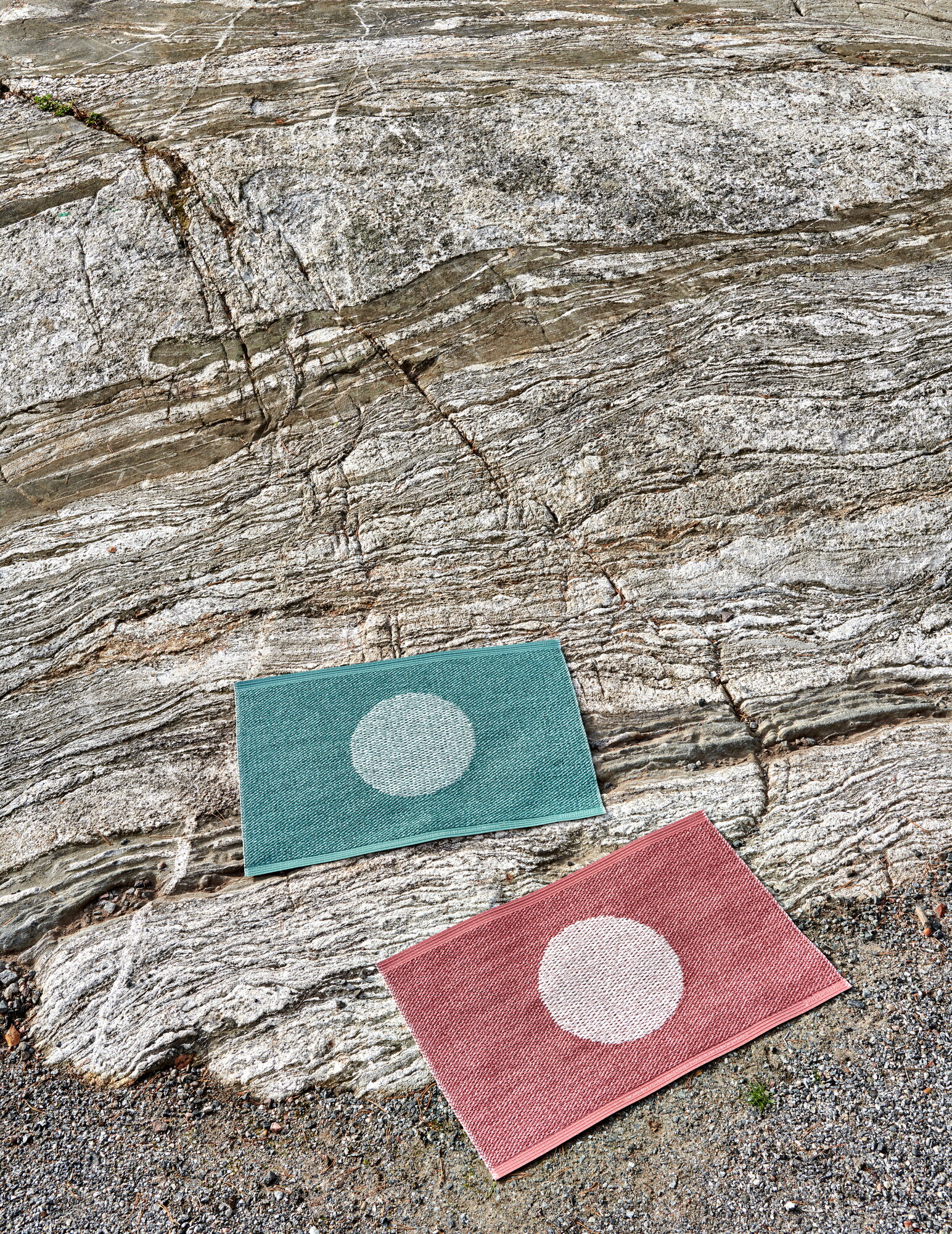 Pappelina Vera Pop rug, 70 x 50 cm, jade - pale turquoise | Finnish ...