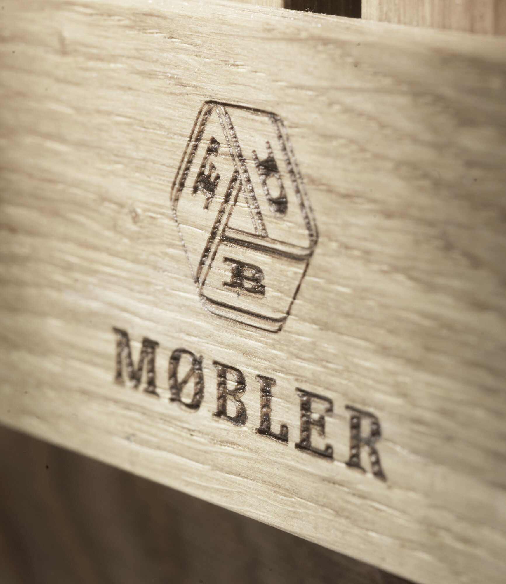 FDB Møbler X1 apple box, size 5, oak | Finnish Design Shop