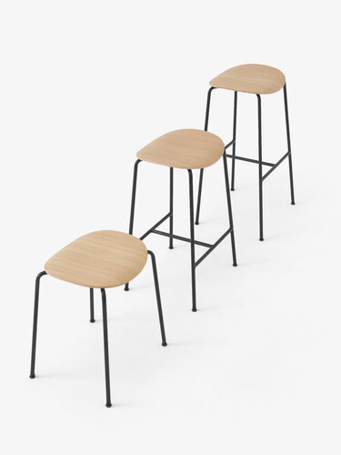 &Tradition Pavilion AV36 stool, lacquered oak | Finnish Design Shop