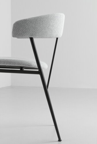GUBI Violin chair, fully upholstered, Gabriel tempt 60152 | Finnish ...