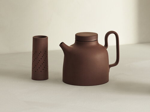 Design House Stockholm Sand Secrets tea pot, red | Finnish Design Shop