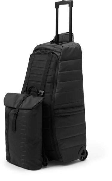 Db Journey Essential backpack, 12 L, black out | Finnish Design Shop