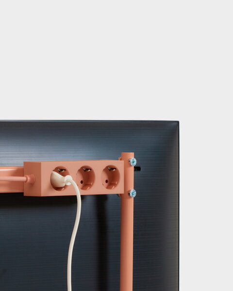 Pedestal Power Bar power strip, dusty rose | Finnish Design Shop