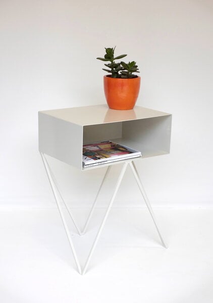 &New Robot side table, white | Finnish Design Shop