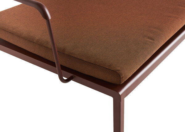 HAY Balcony Lounge bench w. armrest, 121,5 x 69 cm, iron red | Finnish ...