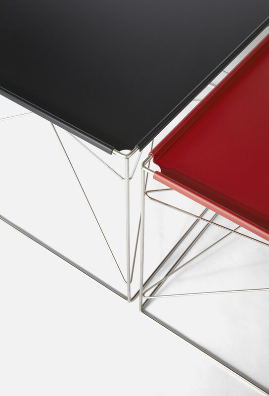 A. Petersen Wire table, steel - red | Finnish Design Shop