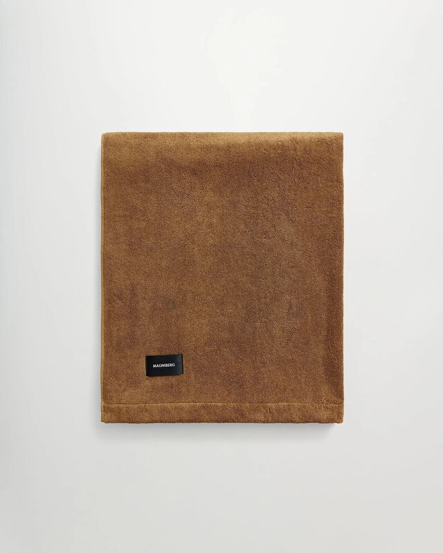 Magniberg Gelato bath sheet, 100 x 180 cm, nocciola beige | Finnish ...