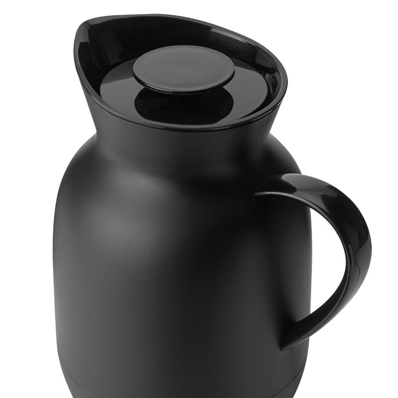 Stelton Amphora Vedenkeitin 1 2 L Mattamusta Finnish Design Shop