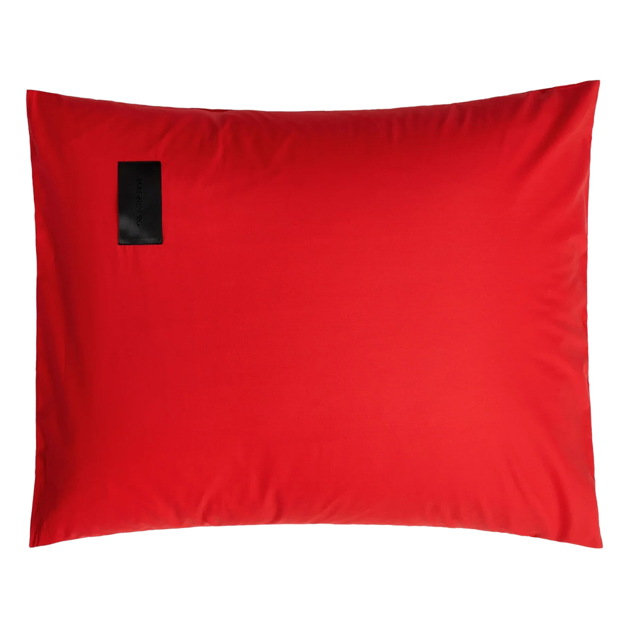 Magniberg Pure Poplin pillowcase, petunia red | Finnish Design Shop