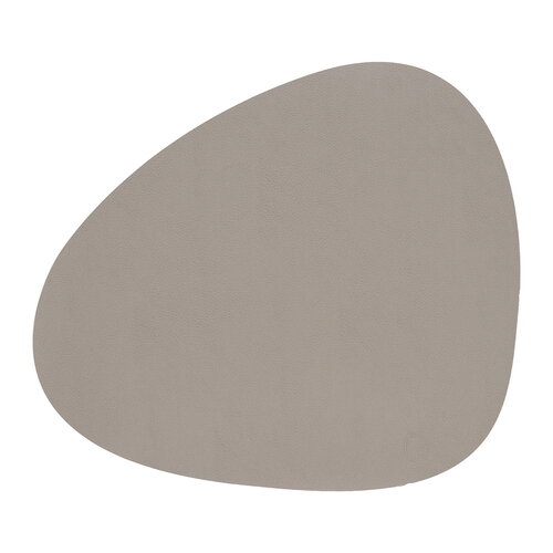 LIND DNA Curve table mat, 37 x 44 cm, ash grey Serene leather | Finnish ...