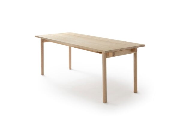 Nikari Basic table, rectangle, oak | Finnish Design Shop