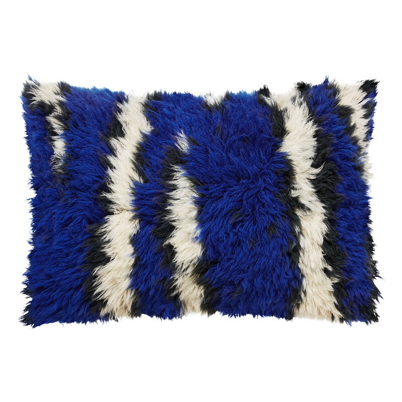 Hem Monster cushion, 40 x 60 cm, ultramarine blue - off-white | Finnish ...