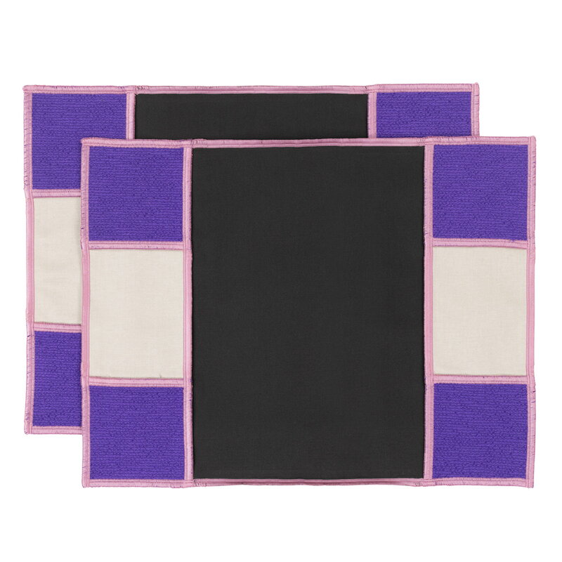 Juslin Maunula Tischset, 35 x 45 cm, Smoky Quartz | Finnish Design Shop